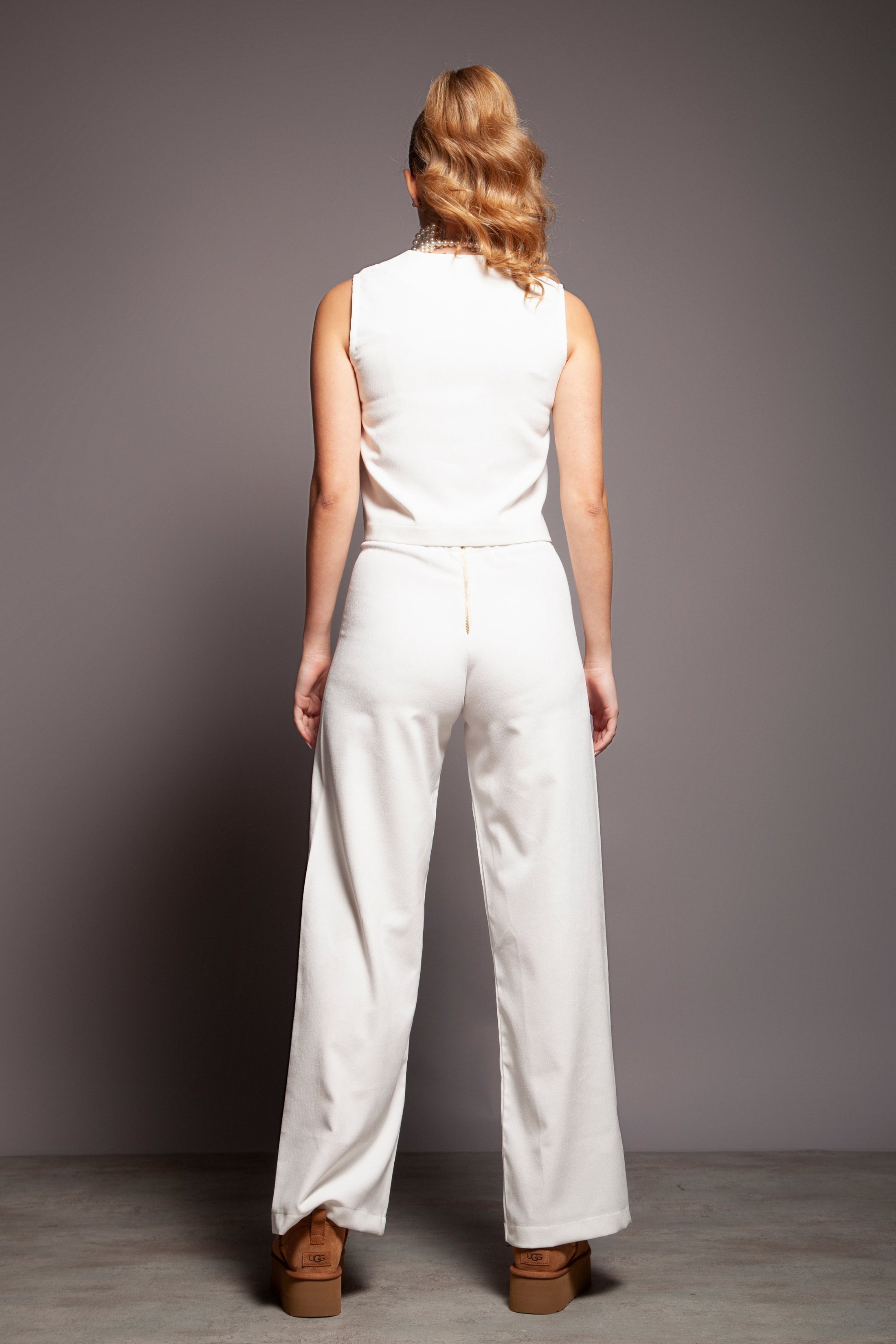 Conjunto blanco chaleco botones y pantalon Lolitas&L